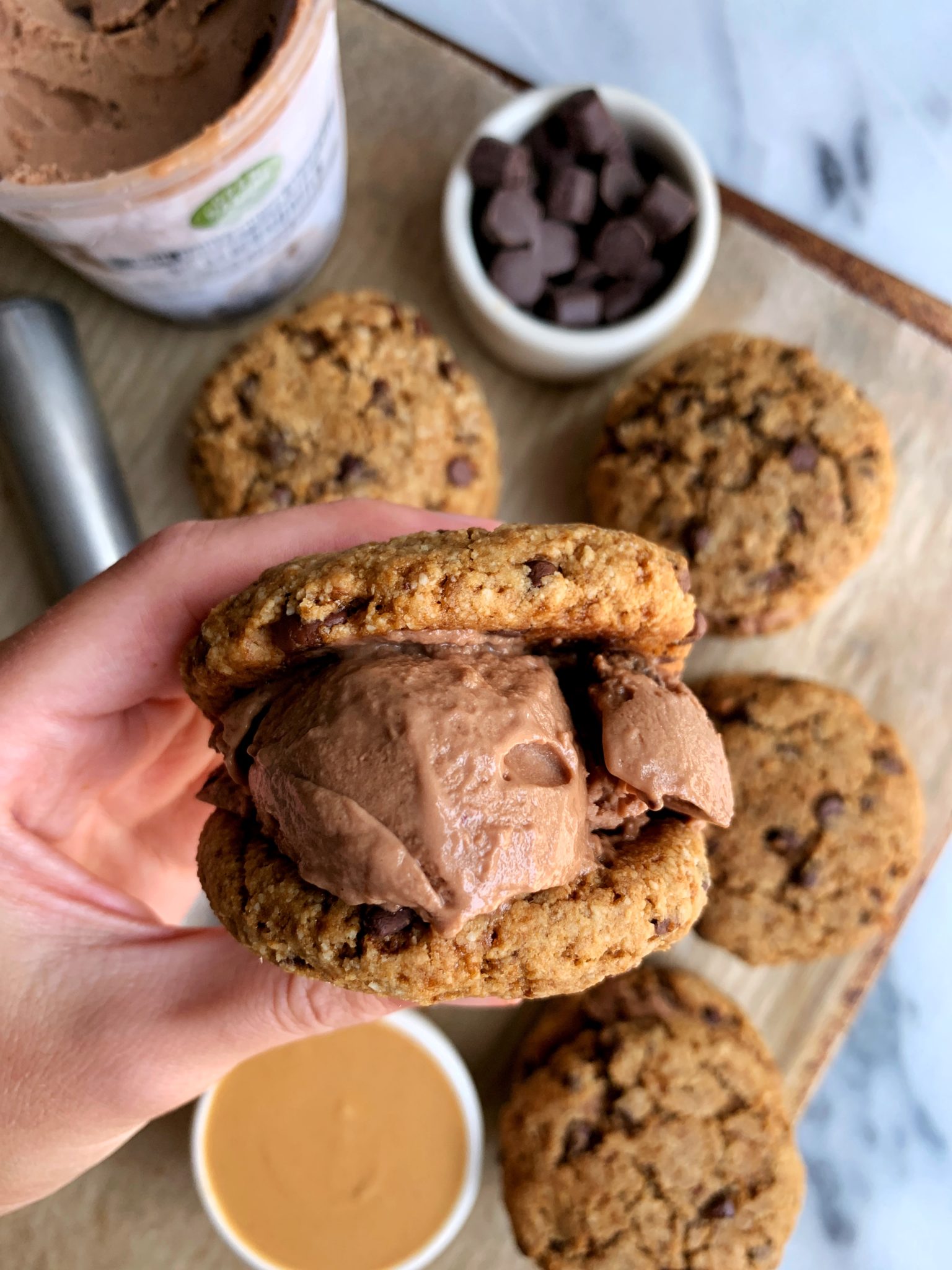 The Best Damn Chipwich Ice Cream Sandwiches - rachLmansfield