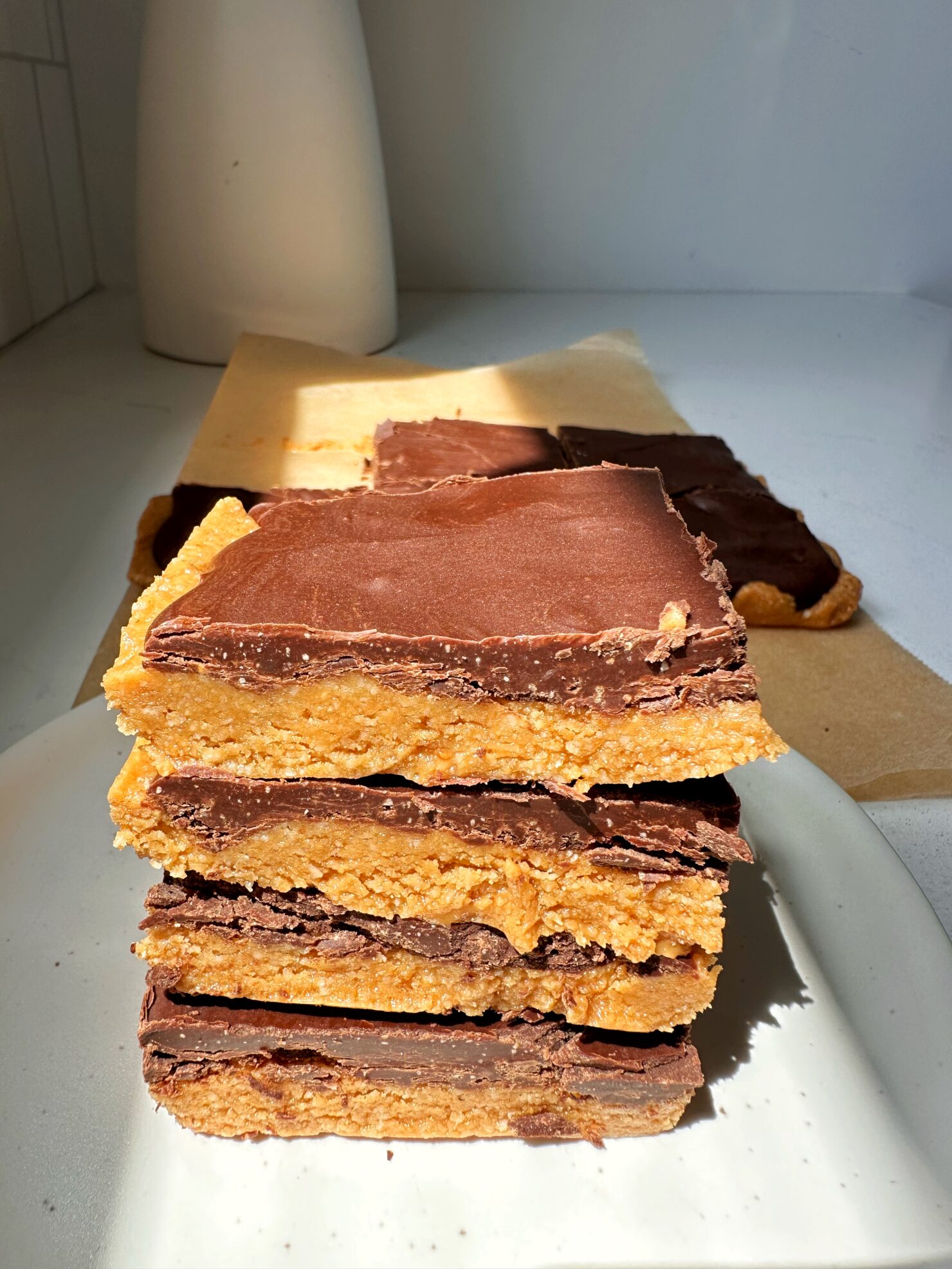 4-ingredient Healthy Reese's Bars (gluten-free) - rachLmansfield