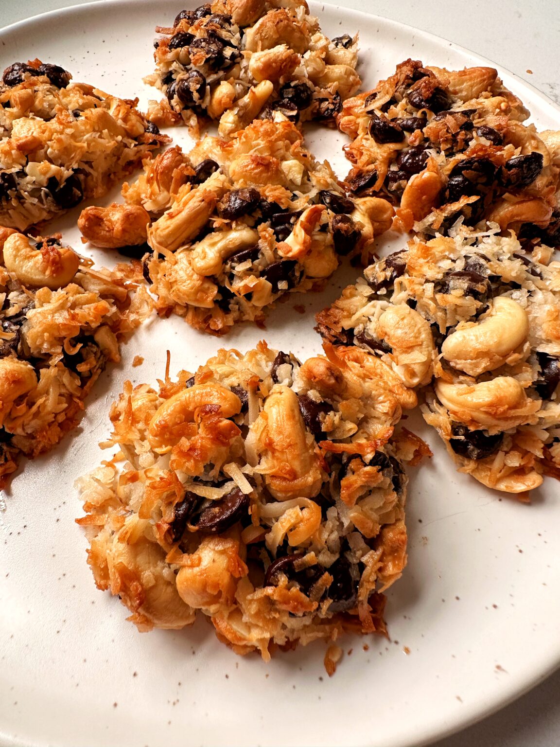 Viral 4-ingredient Magic Cookies - rachLmansfield