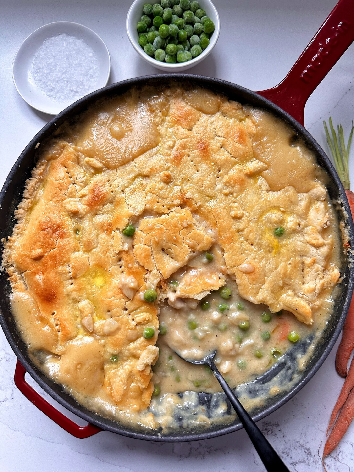 Healthy Skillet Chicken Pot Pie (gluten-free) - rachLmansfield