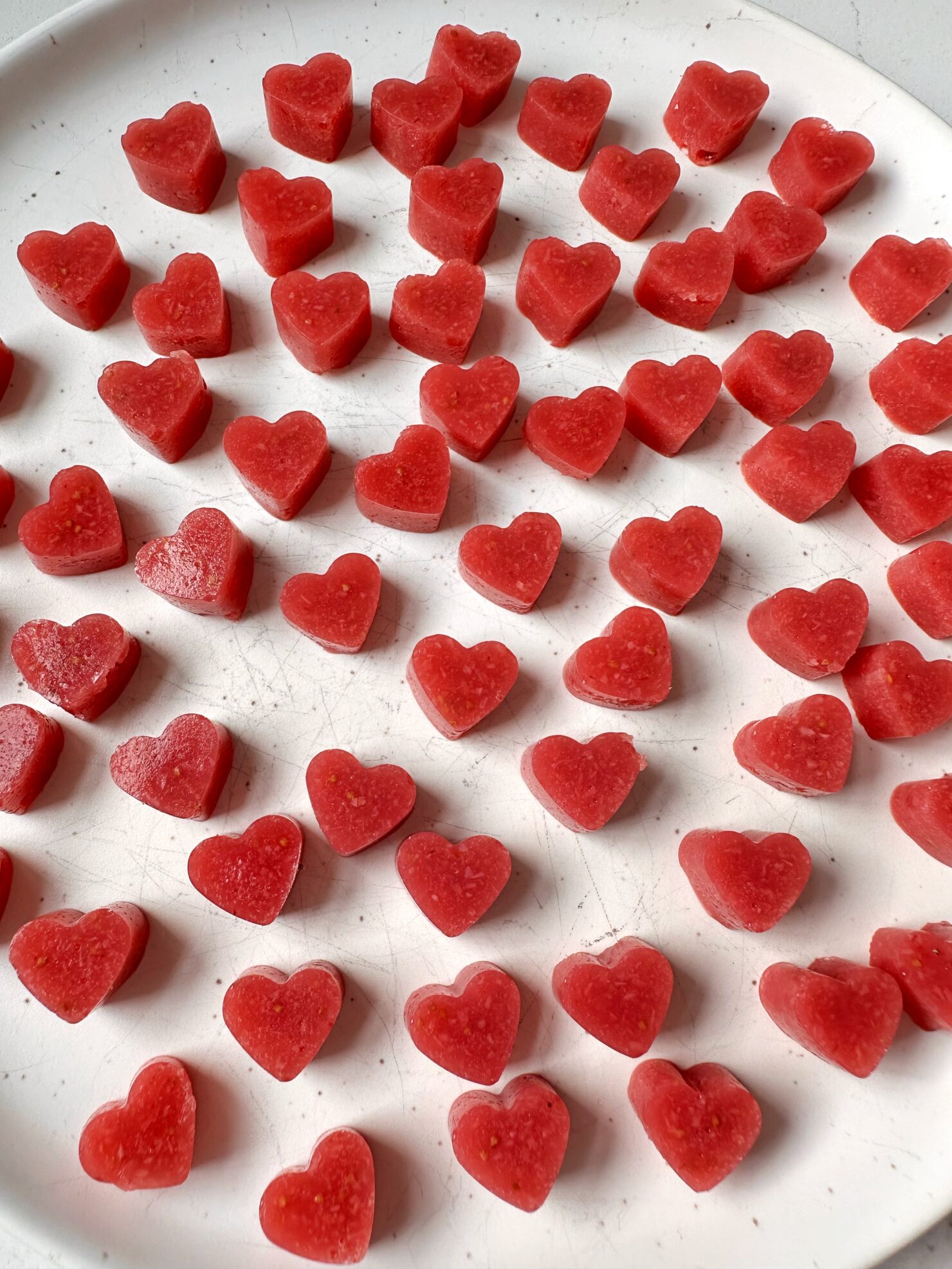 Healthy Strawberry Gummies (3 ingredients!) - rachLmansfield