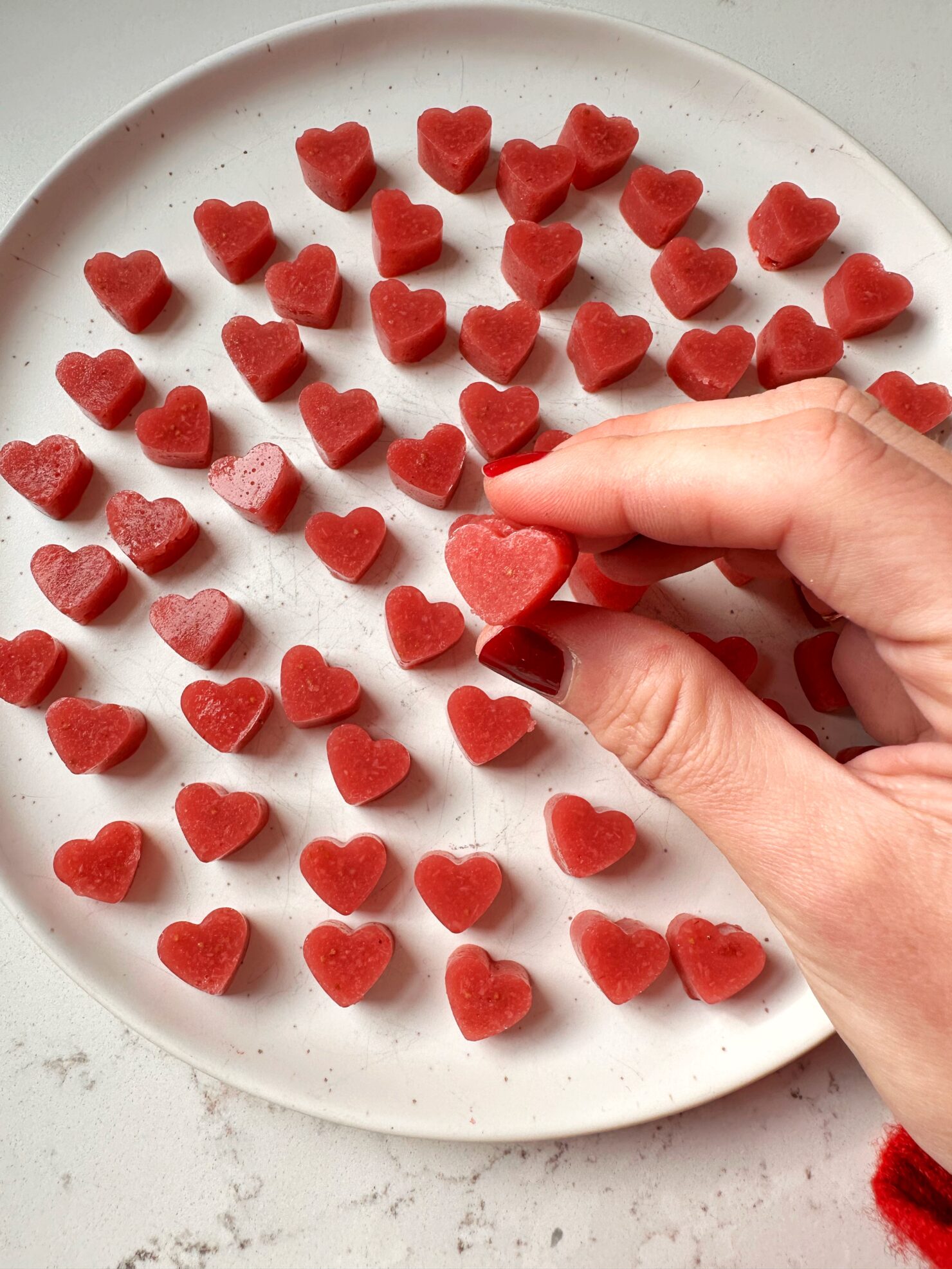 Healthy Strawberry Gummies (3 ingredients!) - rachLmansfield